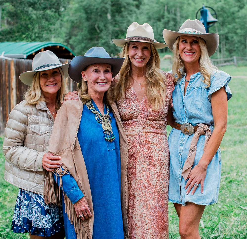 KAE | Weddings- Colorado Wedding Planner + Florist